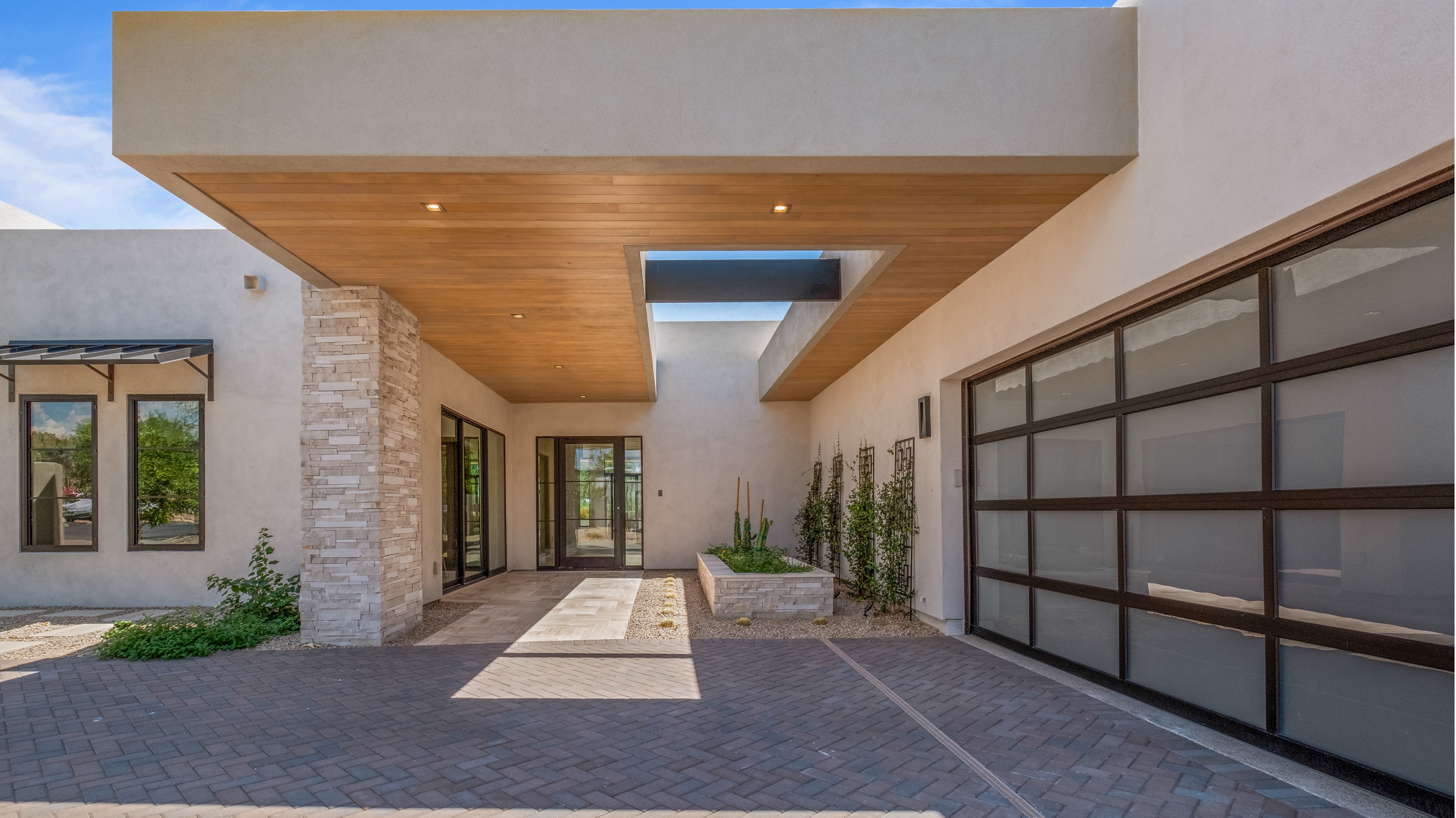 Pinnacle Peak Country Club: An Armstrong Project